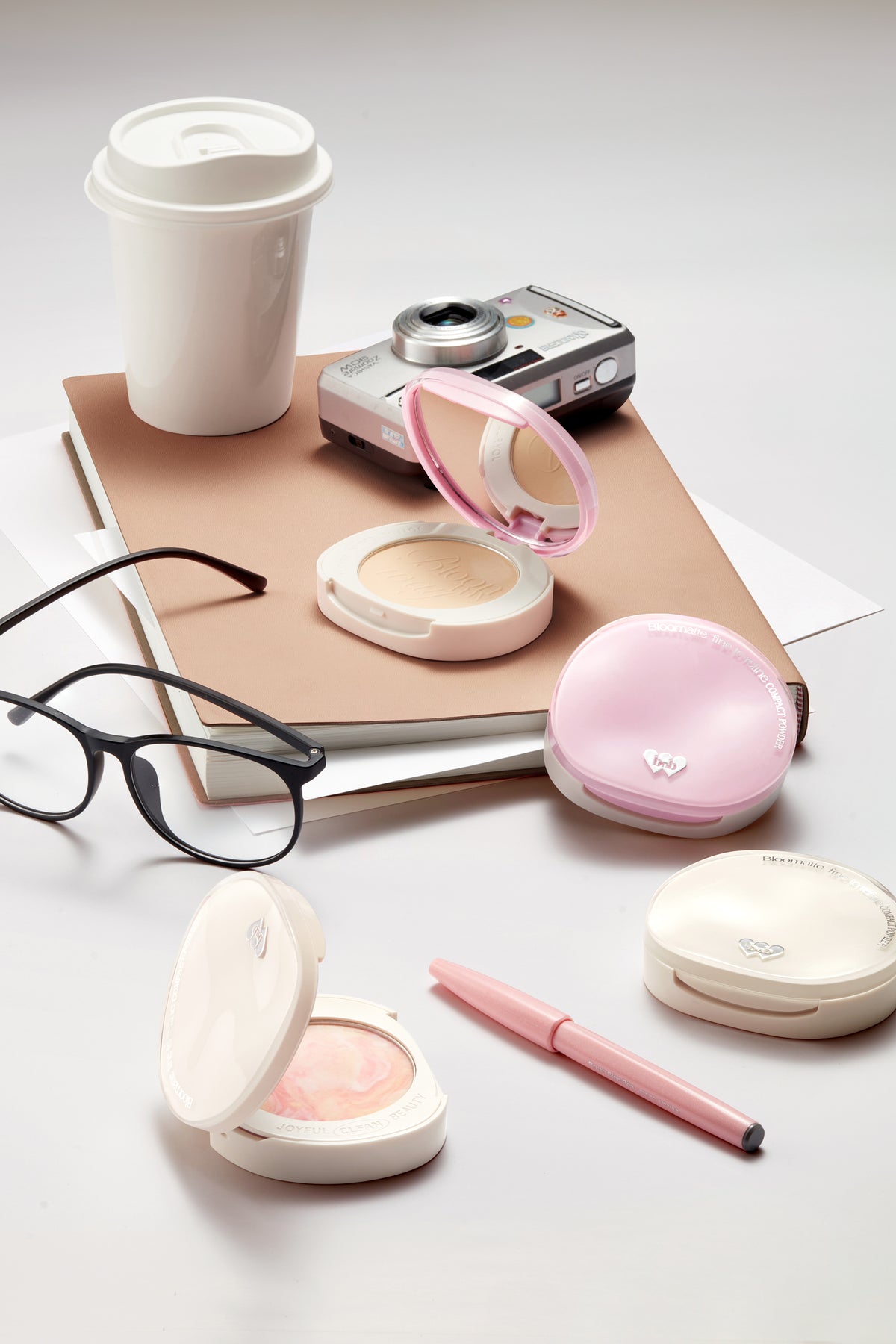 Bloomatte Fine to Refine Compact Powder